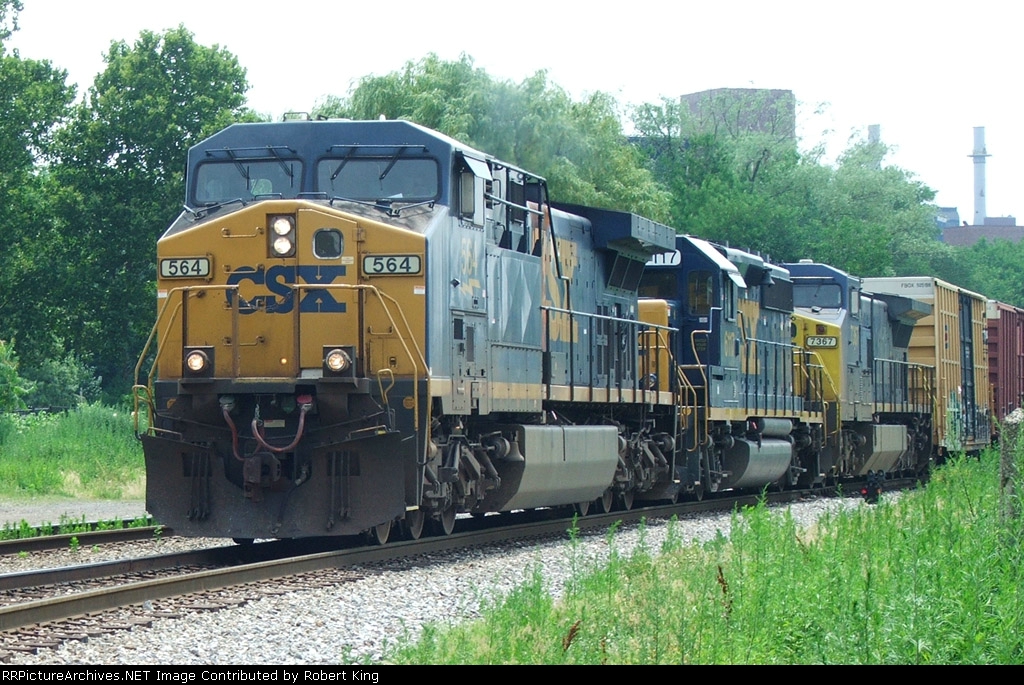 CSX 564 Q438